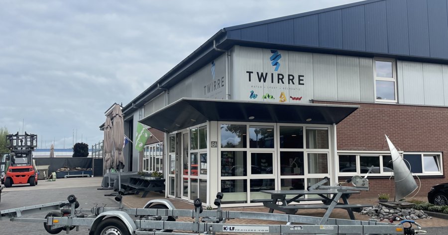 Te koop: Kalf trailer 1500kg - sloeppakket - op kenteken